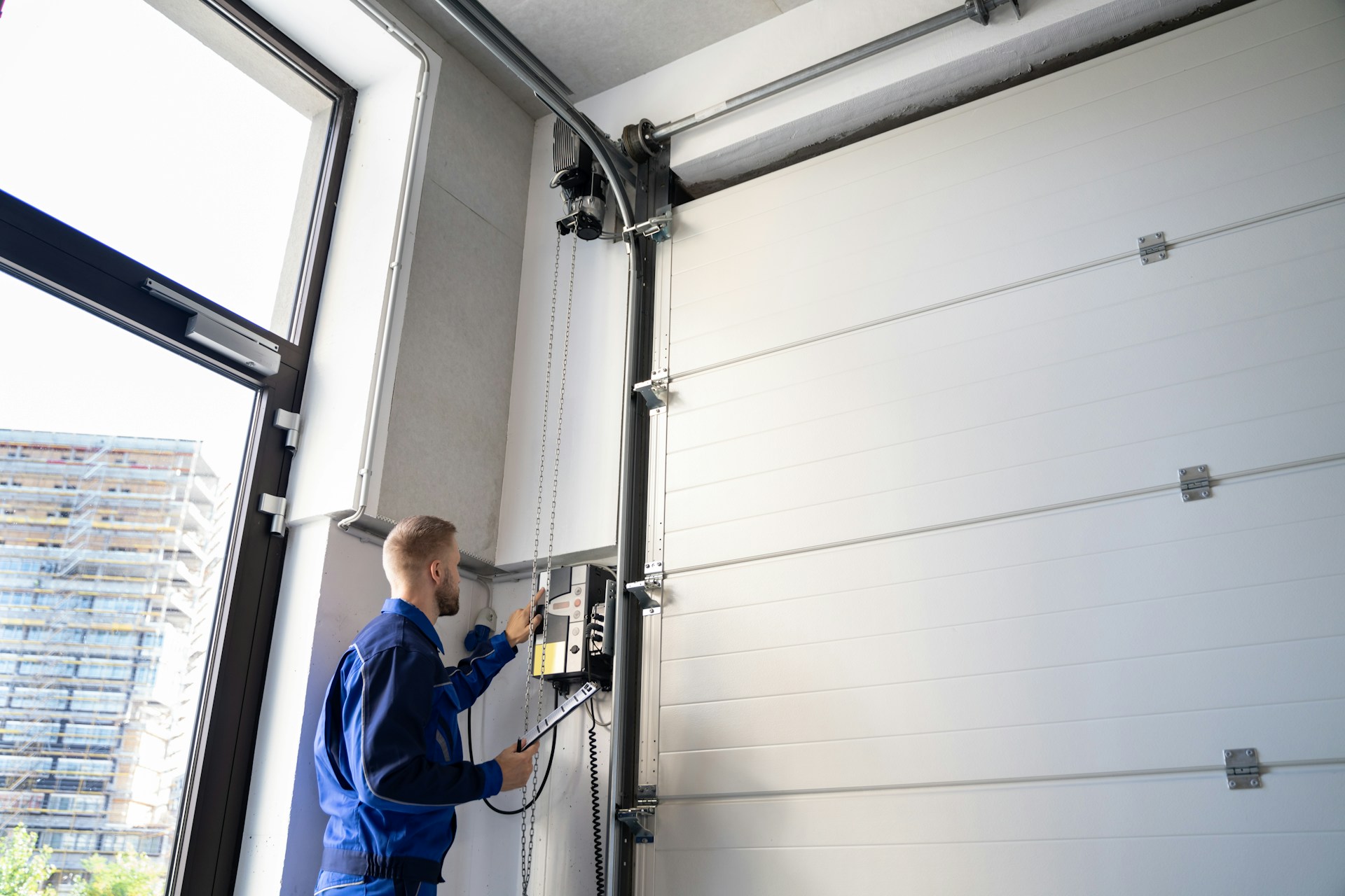 Guide to Successful Garage Door Replacement